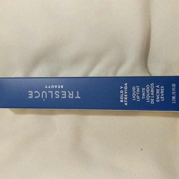 Tresluce | Makeup | Liquid Lip Tint | Poshmark